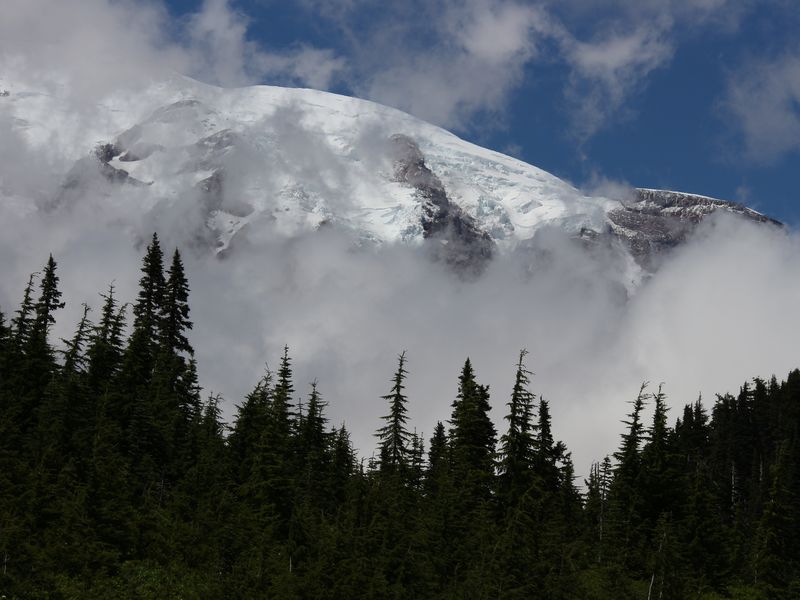 Mt Rainier Landscape as clouds roll by | Smithsonian Photo Contest ...