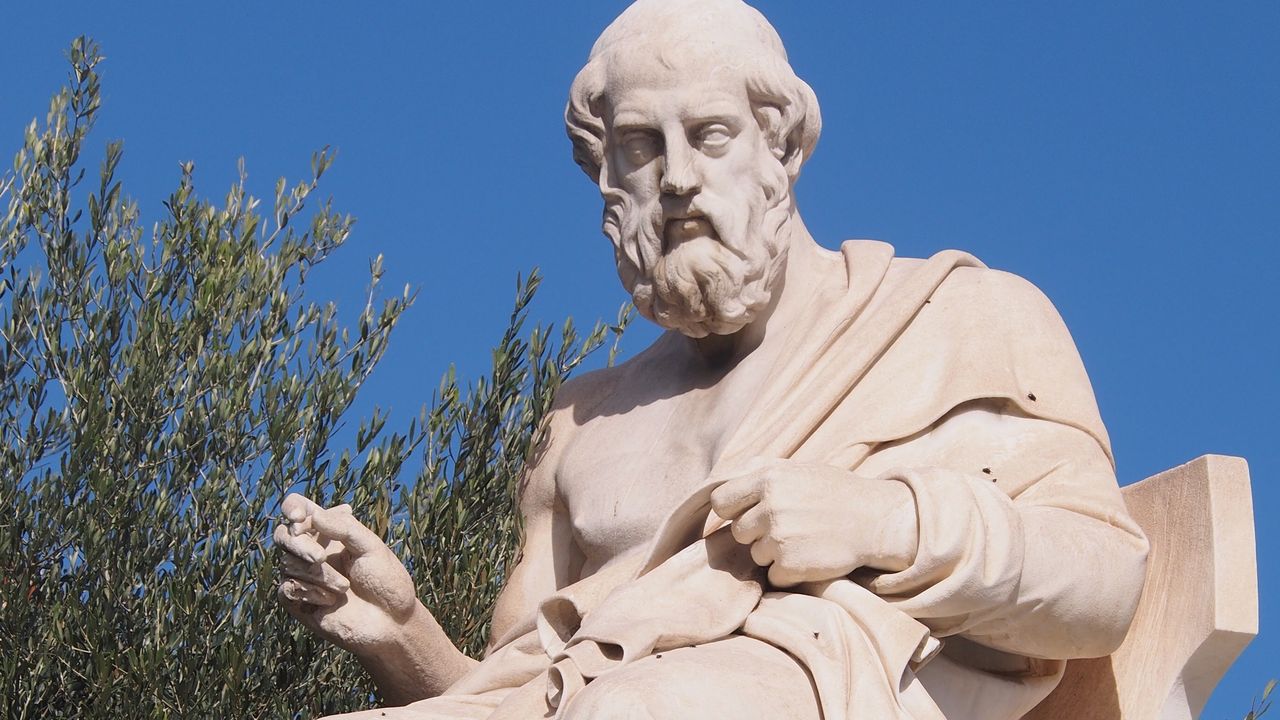 plato statue