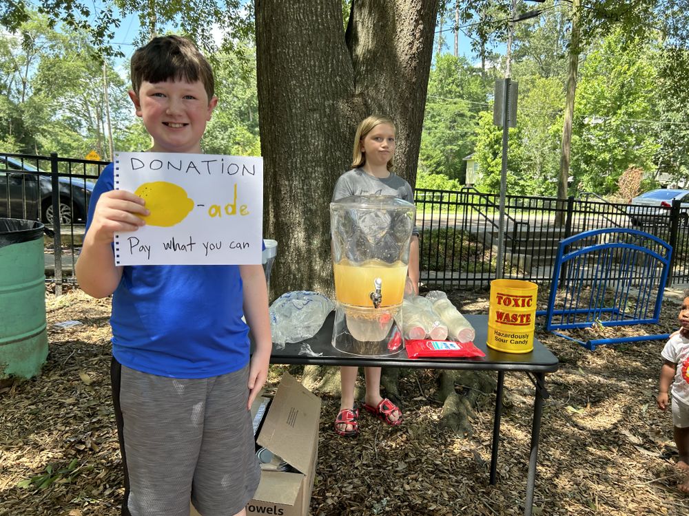Boys' Lemonade Stand | Smithsonian Photo Contest | Smithsonian Magazine