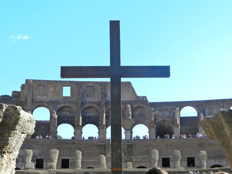 Commemorative cross at the Colosseum | Smithsonian Photo Contest ...