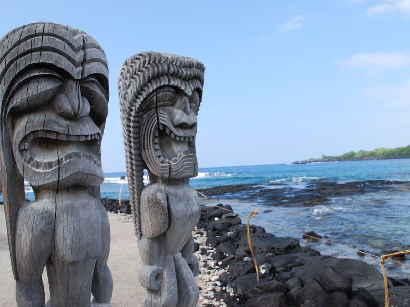Tiki Heads at Place of Refuge on the Big Island of Hawaii | Smithsonian ...