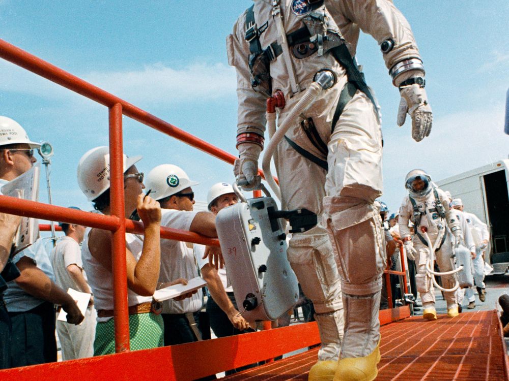 john young apollo 12