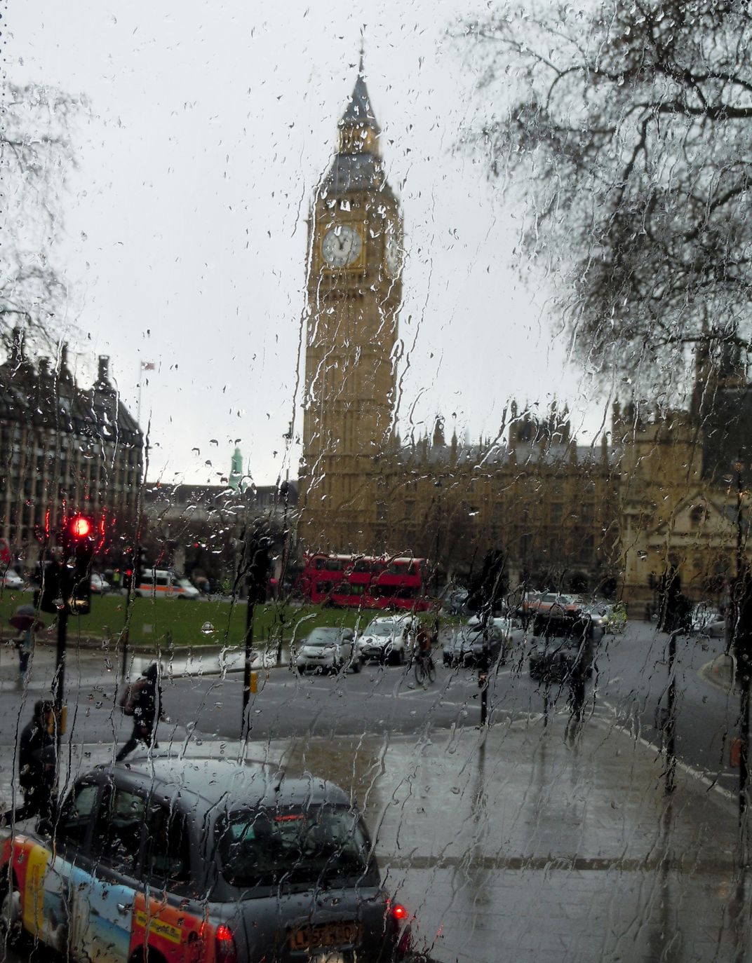 London Rain | Smithsonian Photo Contest | Smithsonian Magazine