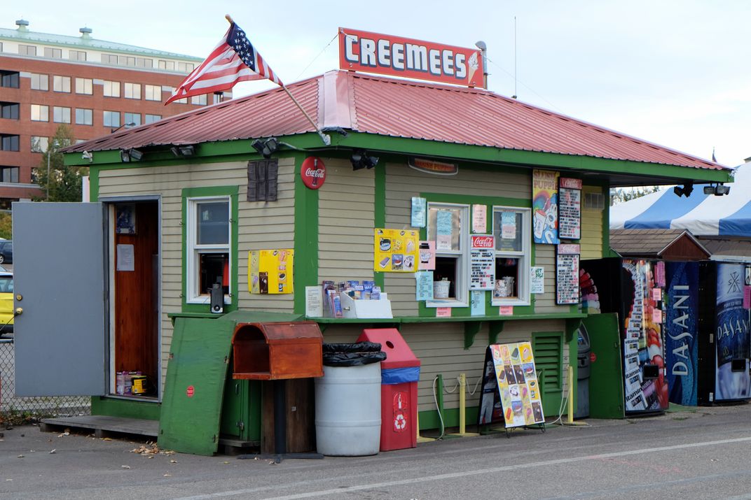 Creemees stand in Vermont | Smithsonian Photo Contest | Smithsonian ...