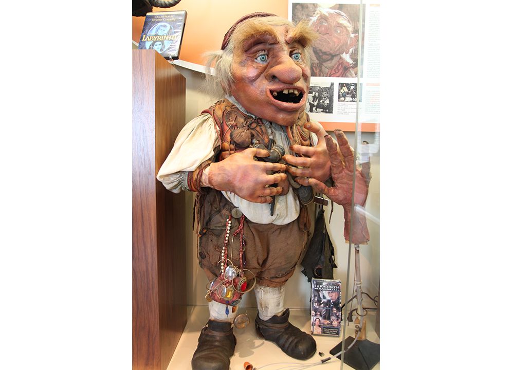 The Nation’s Stash of Lost Luggage Finds a New Life in This Alabama Town