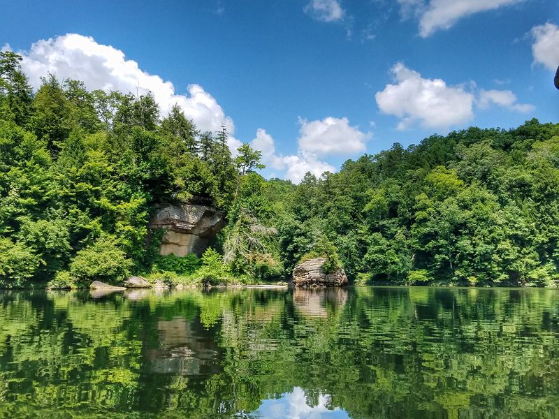 Kayaking on Grayson Lake | Smithsonian Photo Contest | Smithsonian Magazine