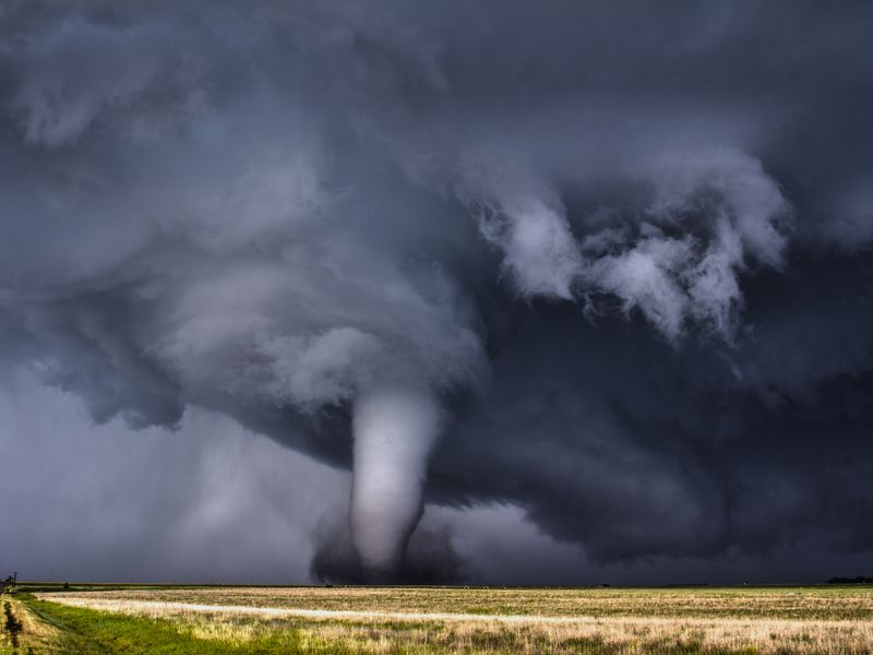 Photogenic Tornado | Smithsonian Photo Contest | Smithsonian Magazine
