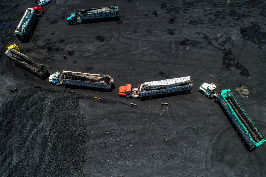 Line up | Smithsonian Photo Contest | Smithsonian Magazine