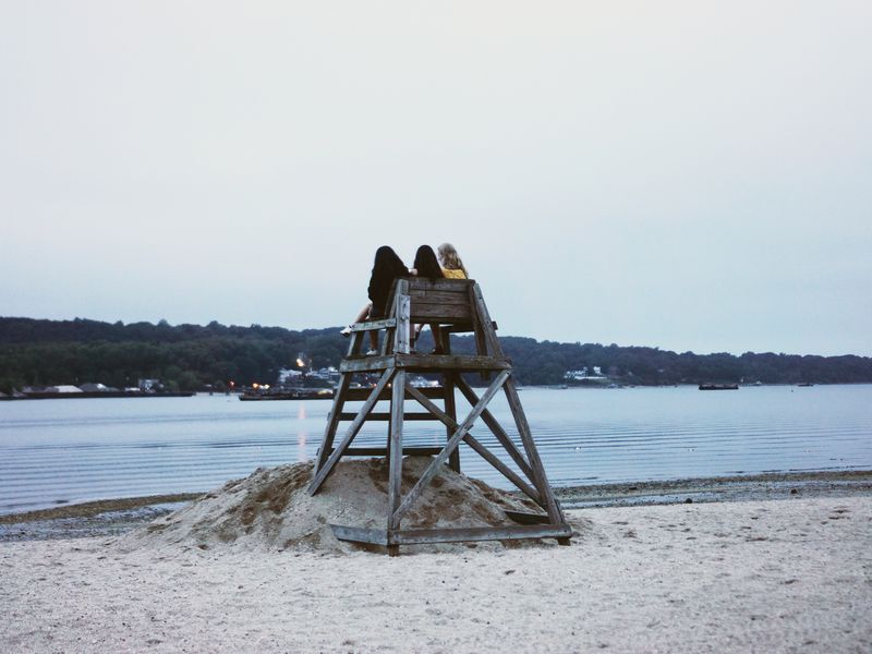 Lifeguard girls | Smithsonian Photo Contest | Smithsonian Magazine