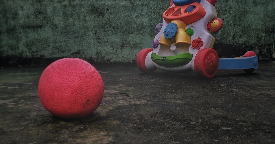 Forgotten Childhood | Smithsonian Photo Contest | Smithsonian Magazine