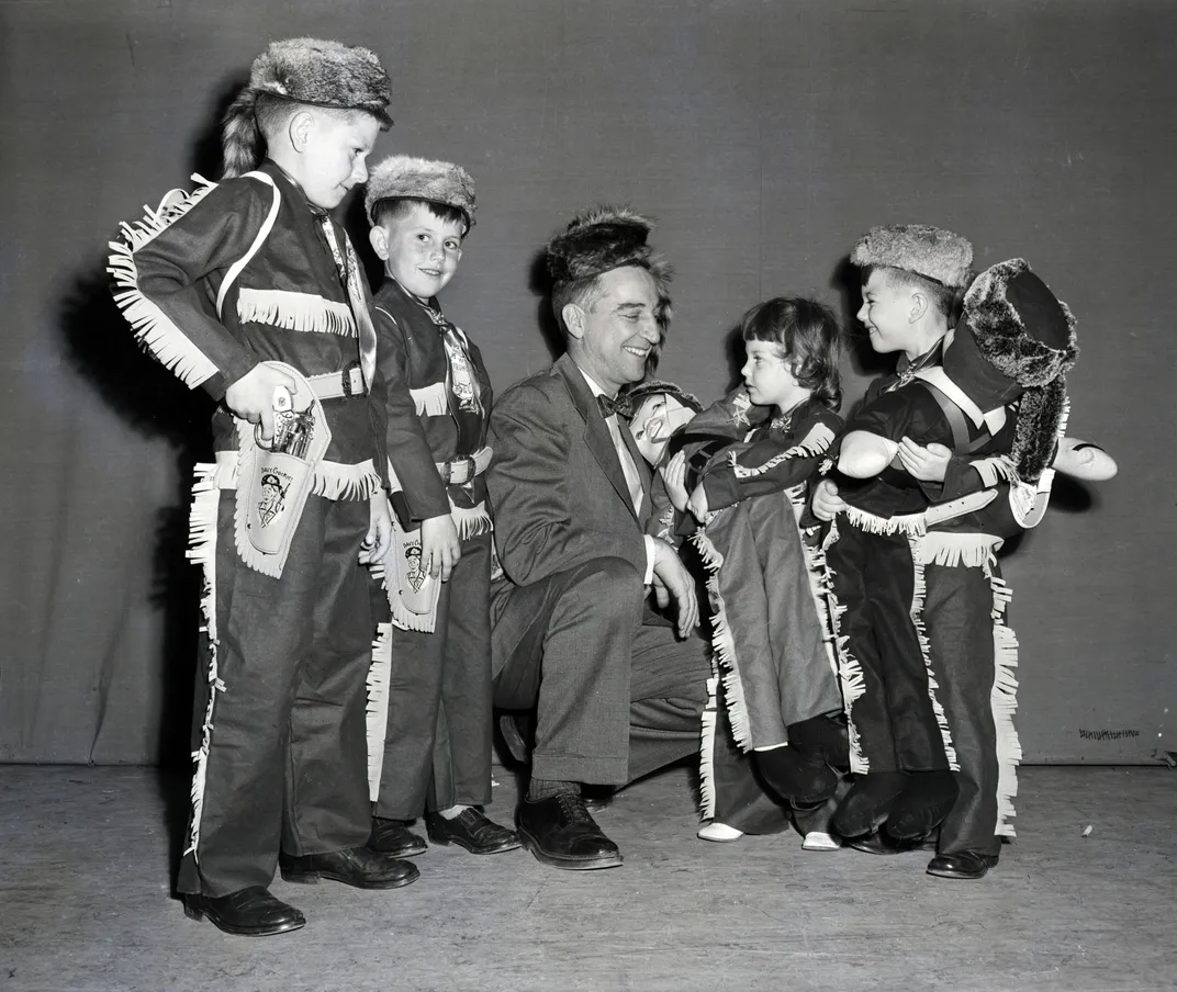 How Davy Crockett, the Rugged Frontiersman Killed at the Alamo, Became ...