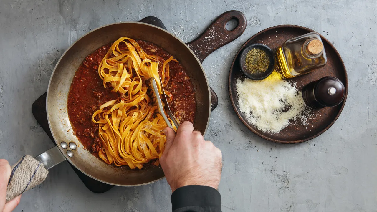 how to cook egg noodles ahead of time