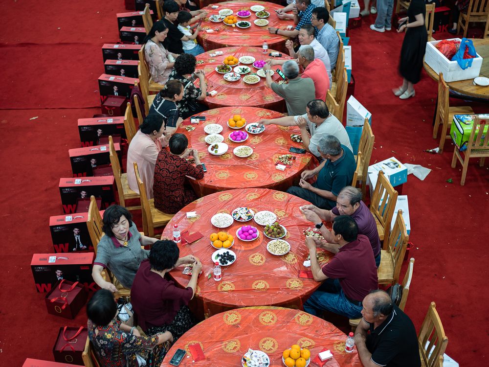 Jing Cha In traditional wedding ceremony | Smithsonian Photo Contest ...
