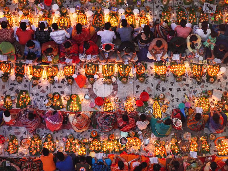 Hindu Prayers | Smithsonian Photo Contest | Smithsonian Magazine