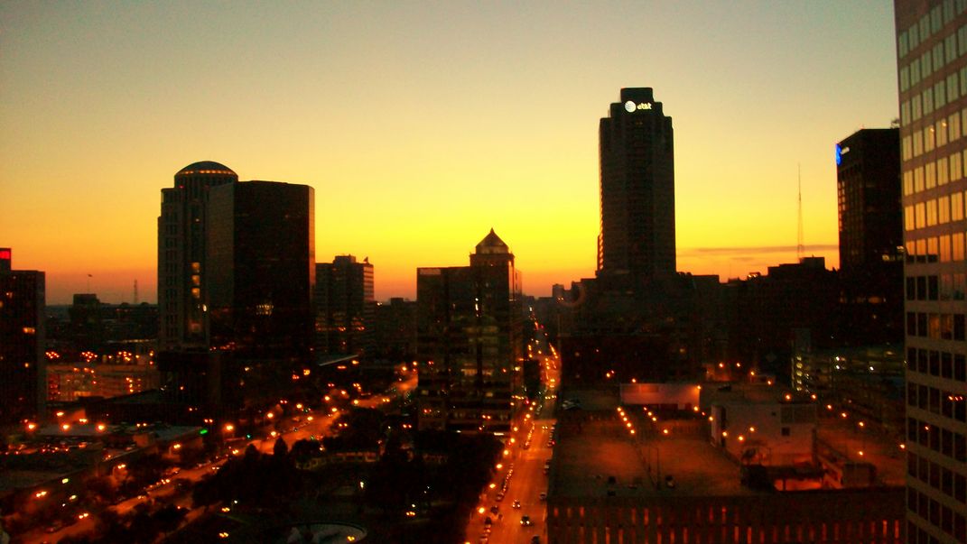 Sunset over St. Louis | Smithsonian Photo Contest | Smithsonian Magazine