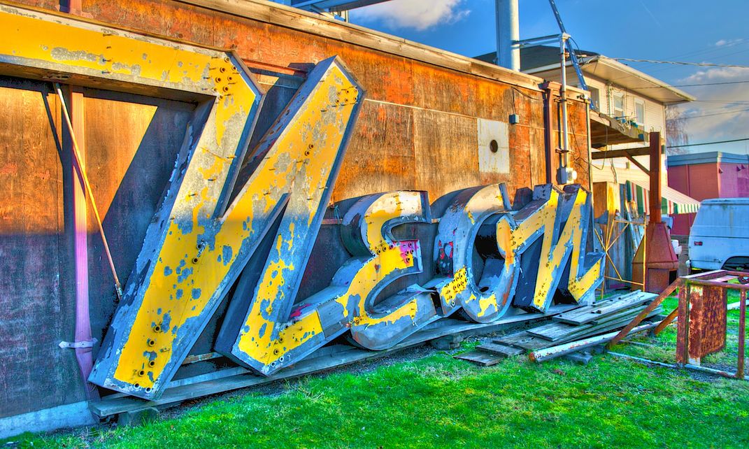 Old self-referential neon sign | Smithsonian Photo Contest ...
