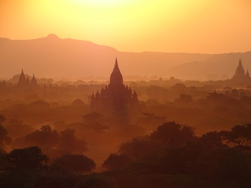Bagan sunset | Smithsonian Photo Contest | Smithsonian Magazine