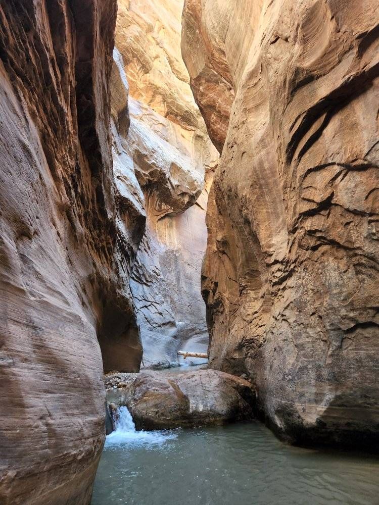 Waterfall at the Narrows in Zion National Park | Smithsonian Photo ...