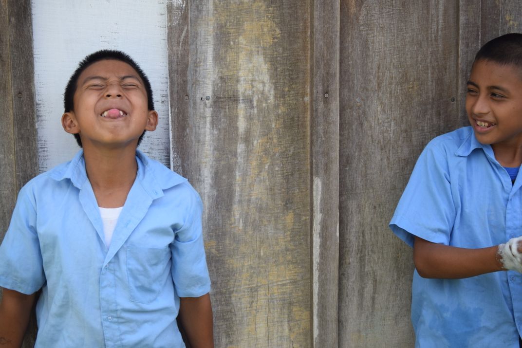 Belizean Children learning to wash their hands with clean water ...