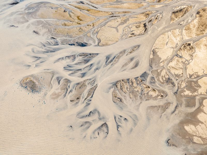 Golden flow | Smithsonian Photo Contest | Smithsonian Magazine