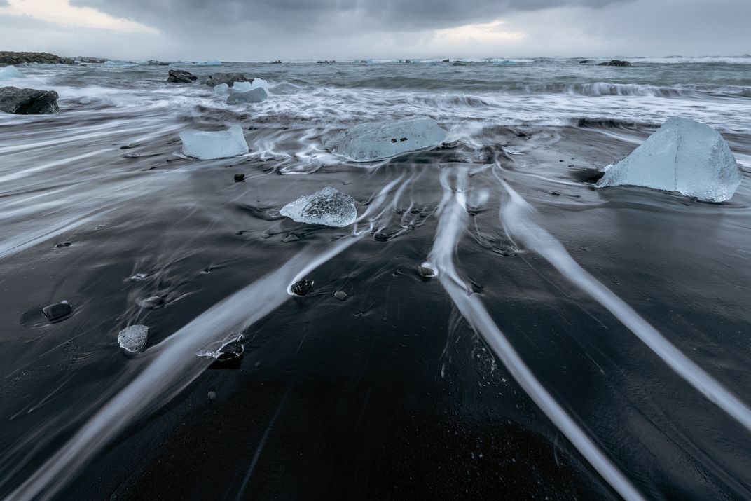 Icebergs at Diamond Beach, Icelnad | Smithsonian Photo Contest ...