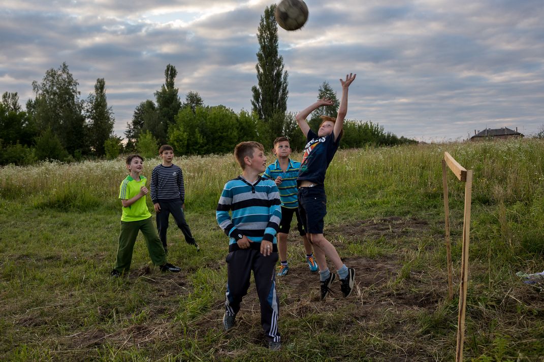 The magic of football | Smithsonian Photo Contest | Smithsonian Magazine
