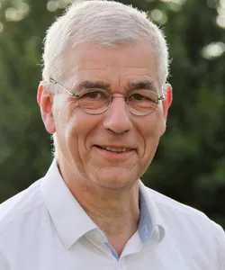 Thomas Bremer | Smithsonian Journeys Expert | Smithsonian Journeys