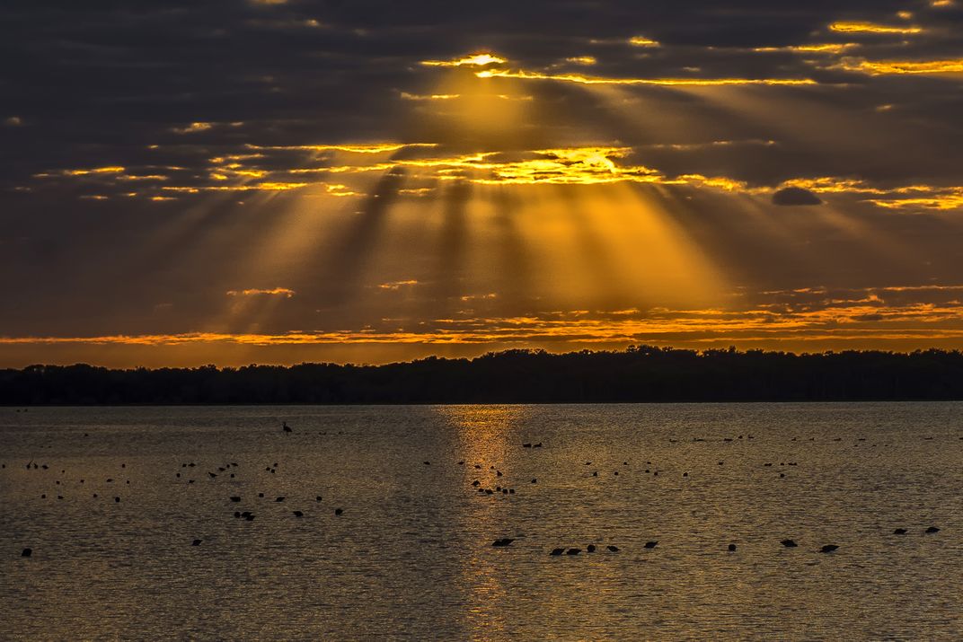 Sunrays at sunset | Smithsonian Photo Contest | Smithsonian Magazine