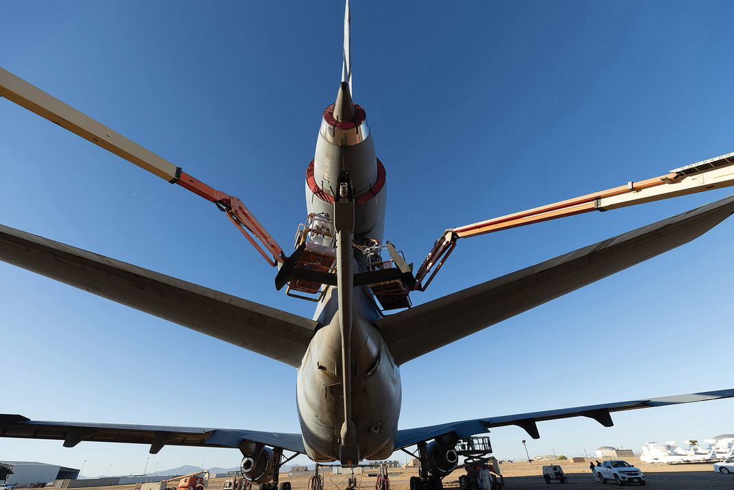 Air Crews Remember the Reliable KC-10 With Affection | Smithsonian ...