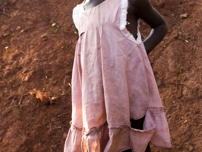 poor African girl Uganda Africa | Smithsonian Photo Contest ...