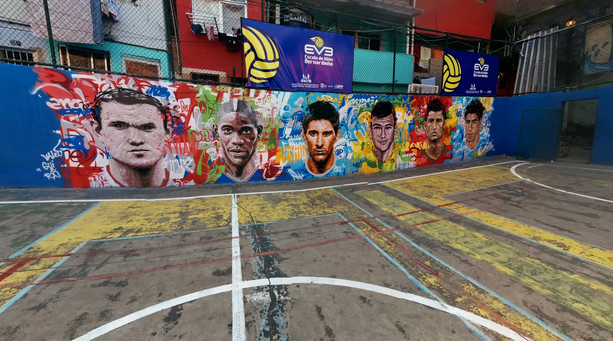 To Celebrate the World Cup, Brazilians Take To the Streets—To Paint Them
