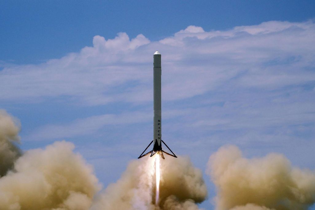 falcon 9 reusable rocket