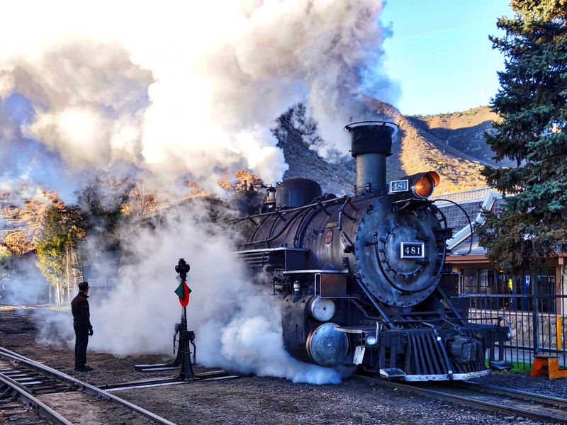 Morning Steam Up | Smithsonian Photo Contest | Smithsonian Magazine