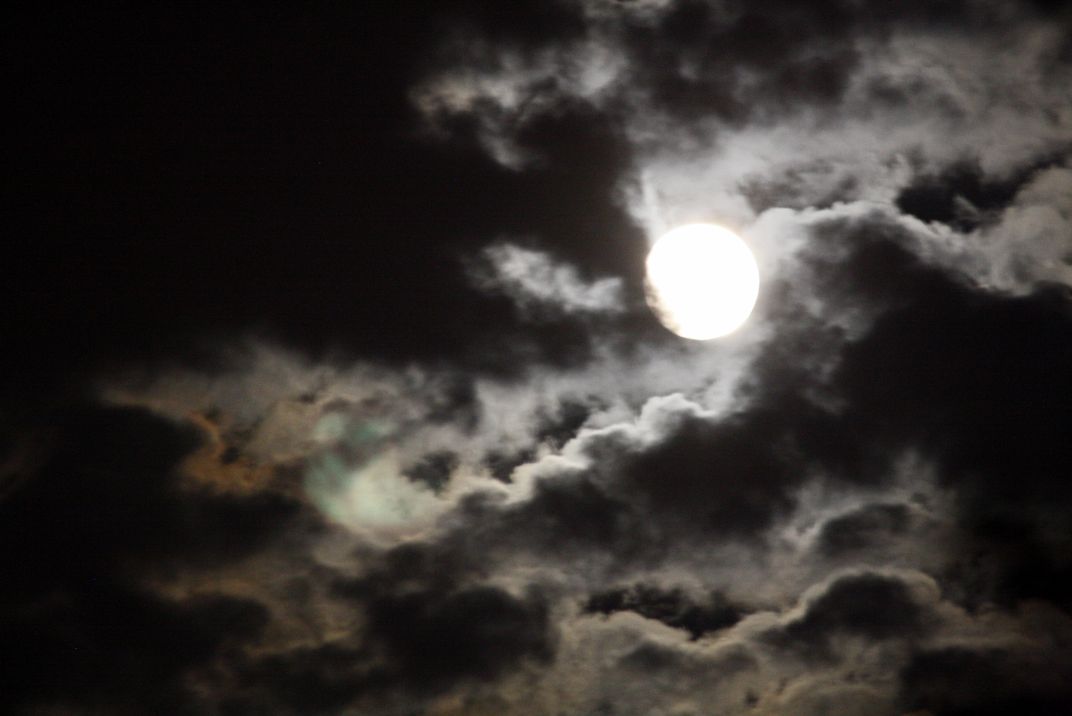 Moonshadow | Smithsonian Photo Contest | Smithsonian Magazine