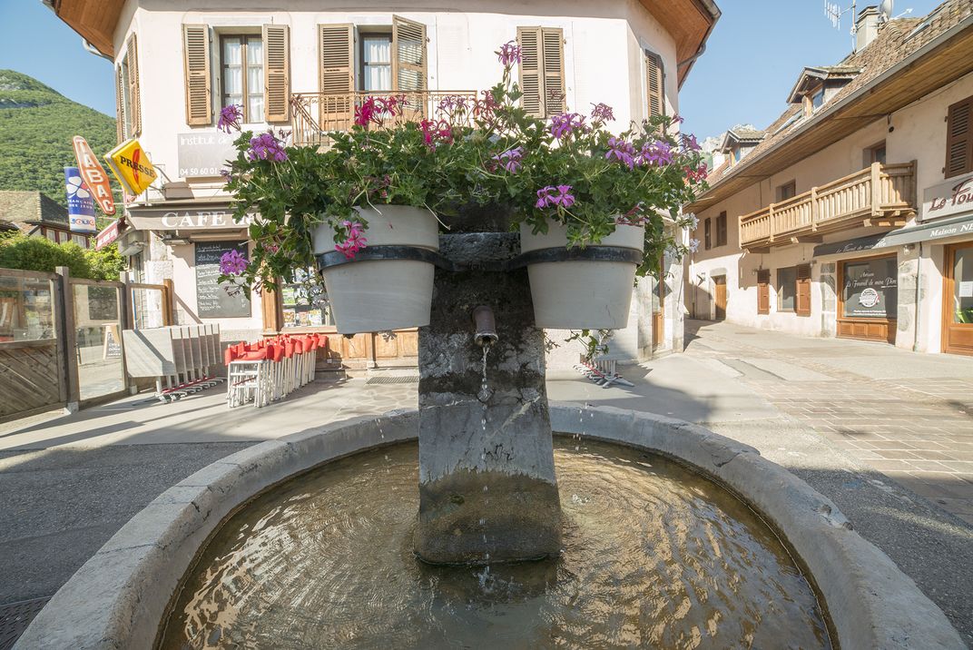 The Village Square | Smithsonian Photo Contest | Smithsonian Magazine
