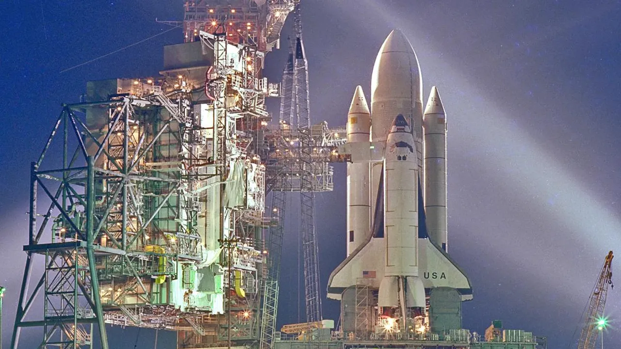 space shuttle 1st launch