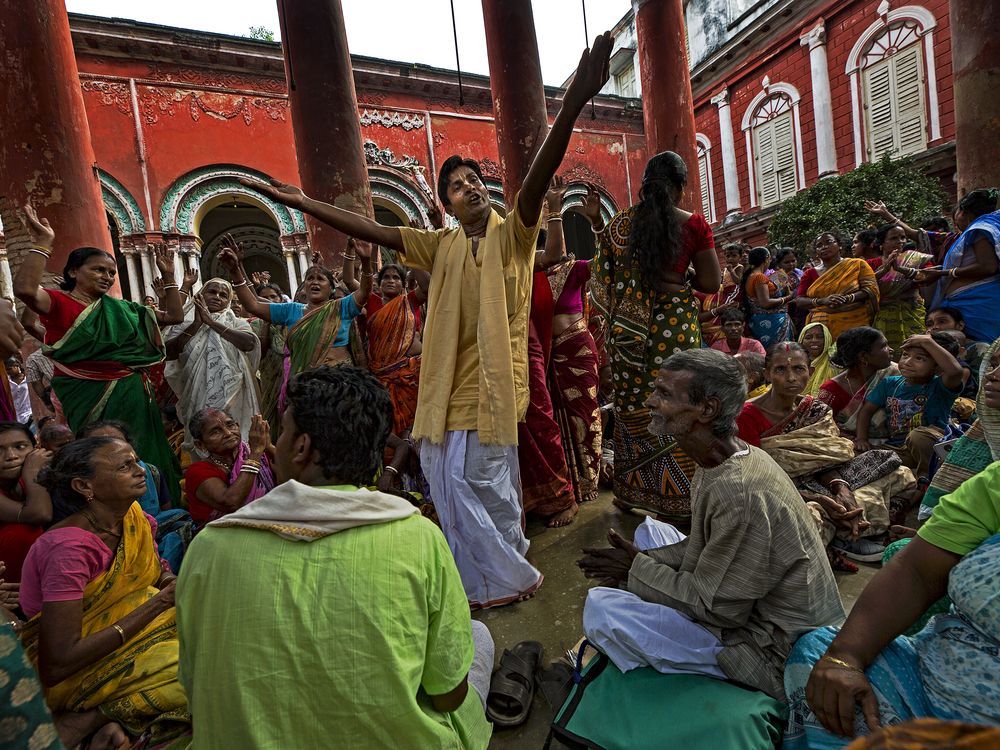 Sangeet of God | Smithsonian Photo Contest | Smithsonian Magazine