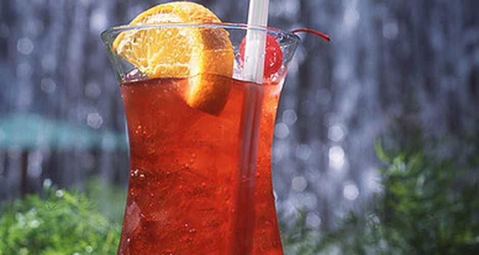 Hurricanes: Drinking Up a Storm and Other Disastrous Cocktails