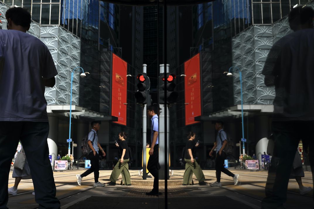 Seeing double in town | Smithsonian Photo Contest | Smithsonian Magazine