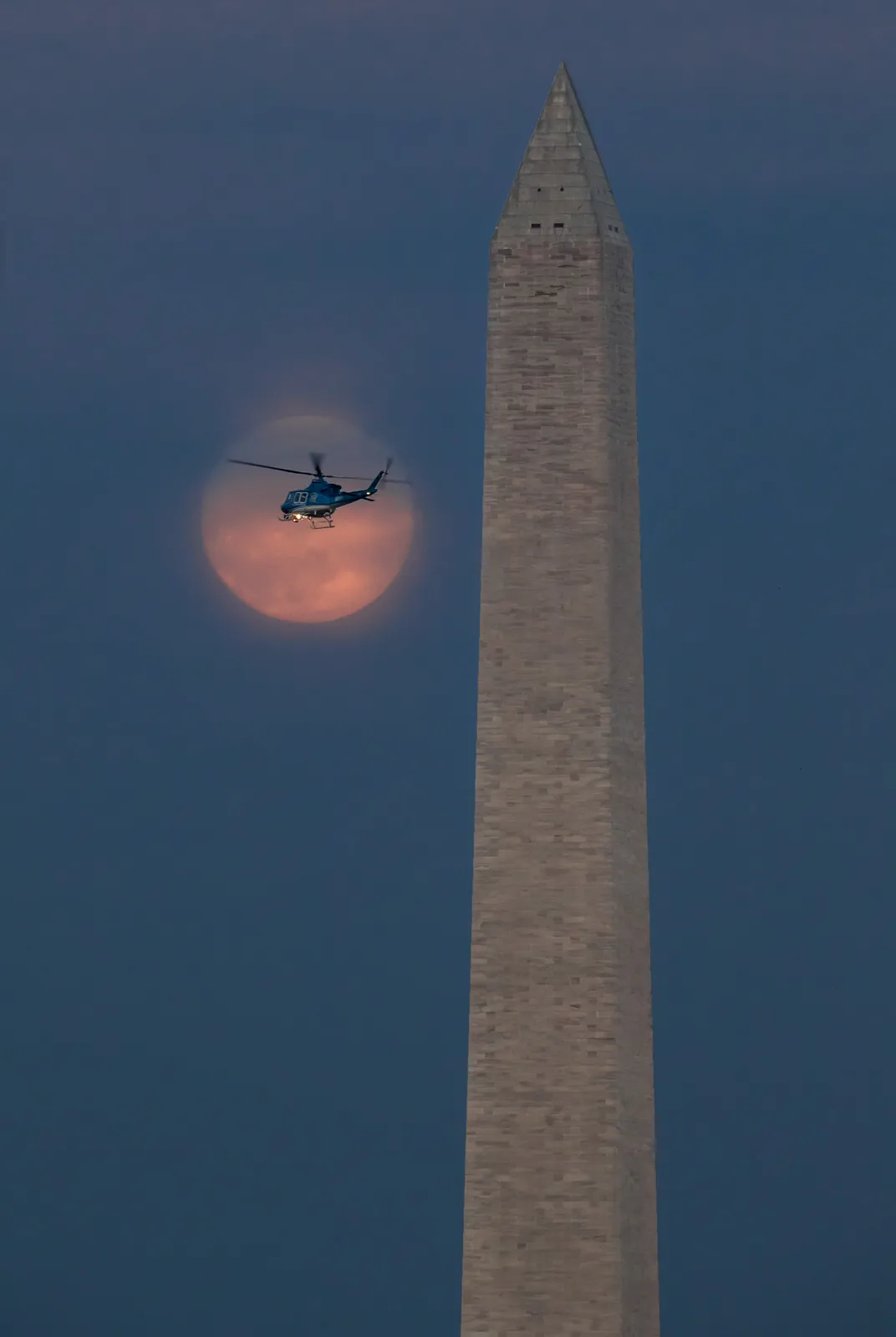 Super moon over Washington DC | Smithsonian Photo Contest | Smithsonian ...