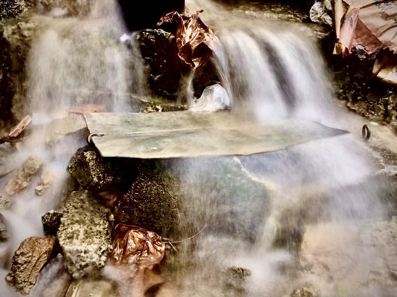 Miniature waterfall | Smithsonian Photo Contest | Smithsonian Magazine