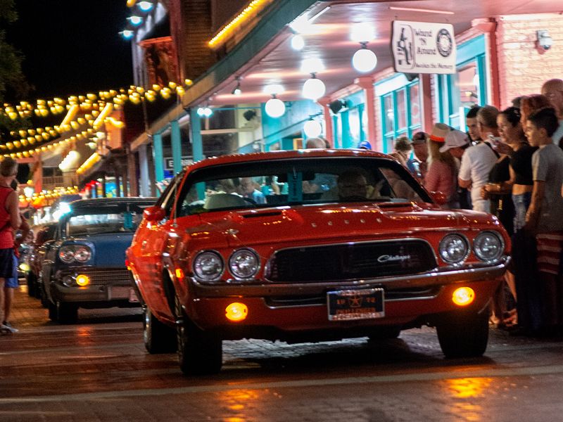 Classic Car Parade | Smithsonian Photo Contest | Smithsonian Magazine