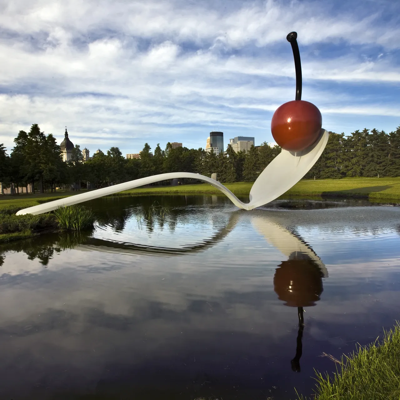 claes oldenburg description