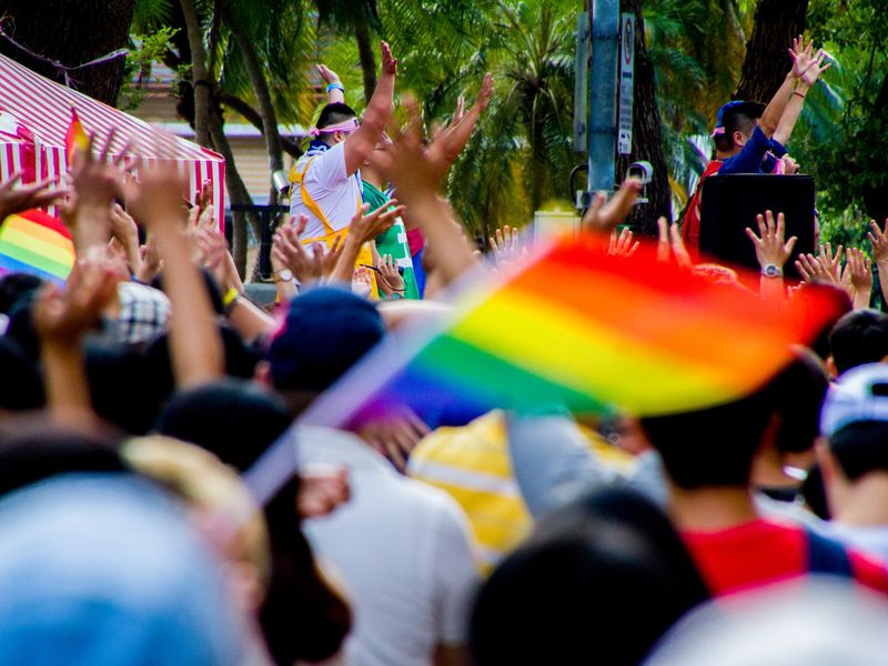 Rainbow Dance | Smithsonian Photo Contest | Smithsonian Magazine