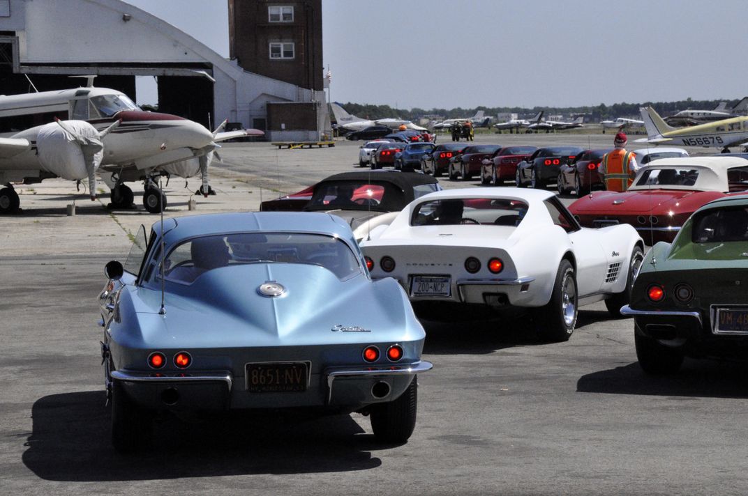 Corvette Club - Meeting, at Republic Airport, members drive off in ...