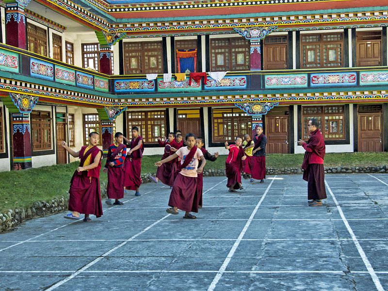 DANCING LAMAS AT MONASTERY | Smithsonian Photo Contest | Smithsonian ...