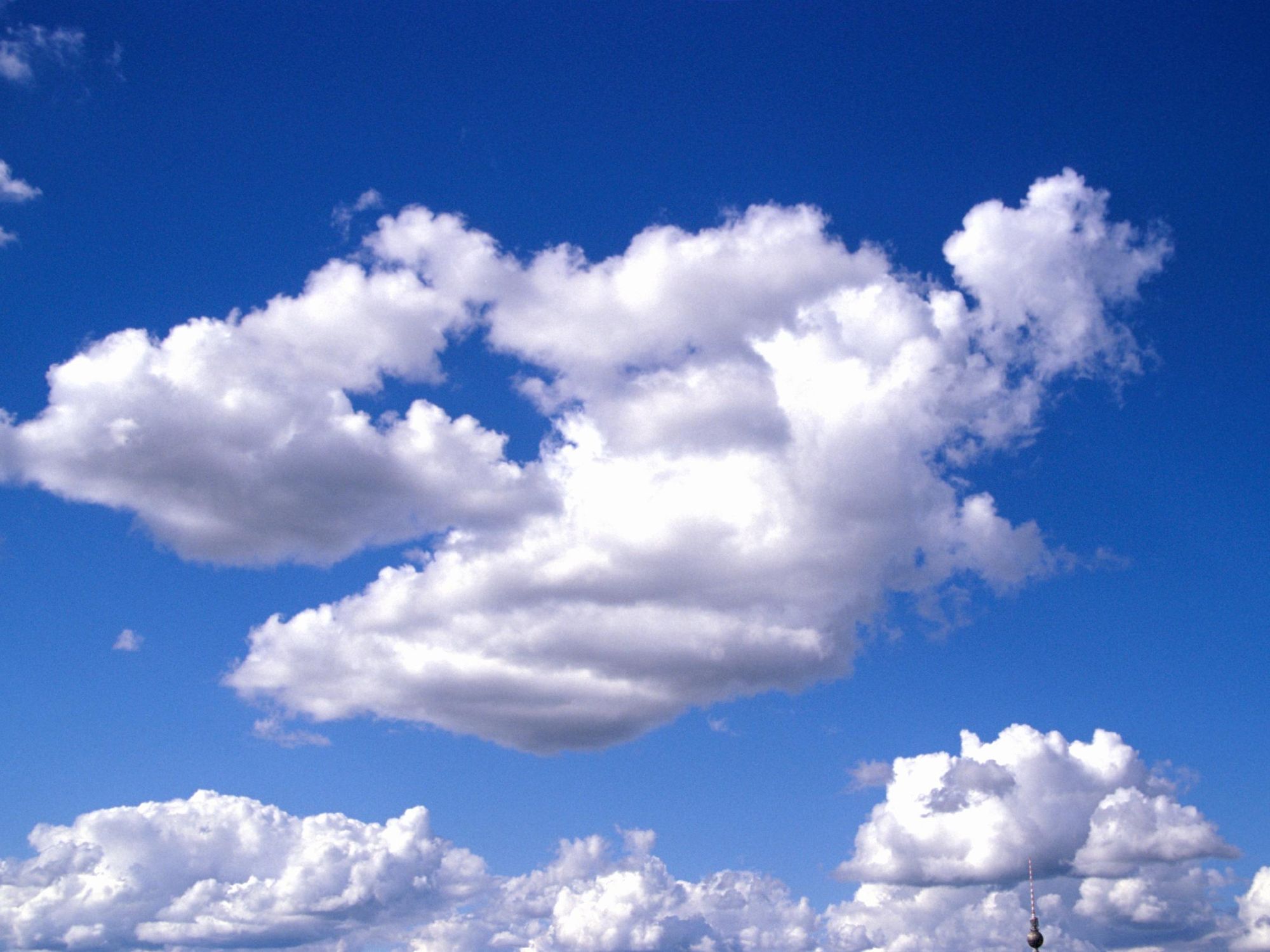 Holograms Show That Puffy Clouds Have Sharp Edges