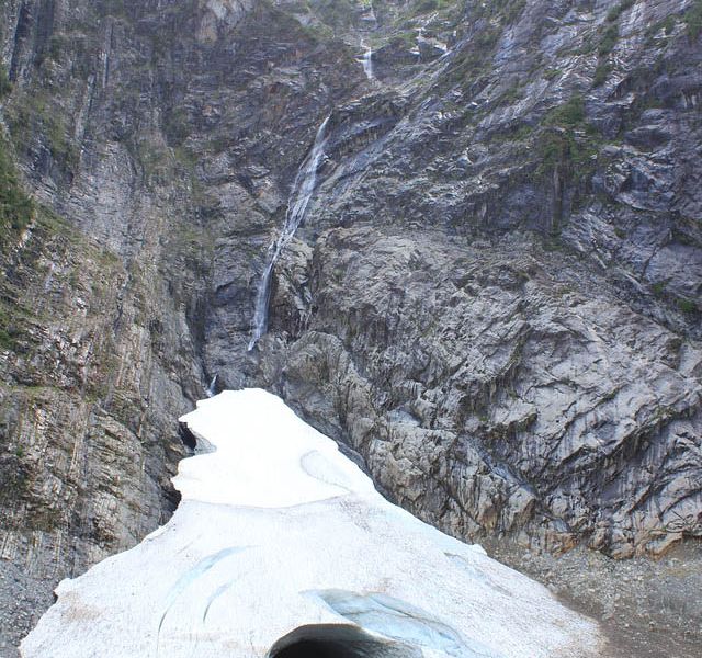 Ice Cave in Washington State | Smithsonian Photo Contest | Smithsonian ...