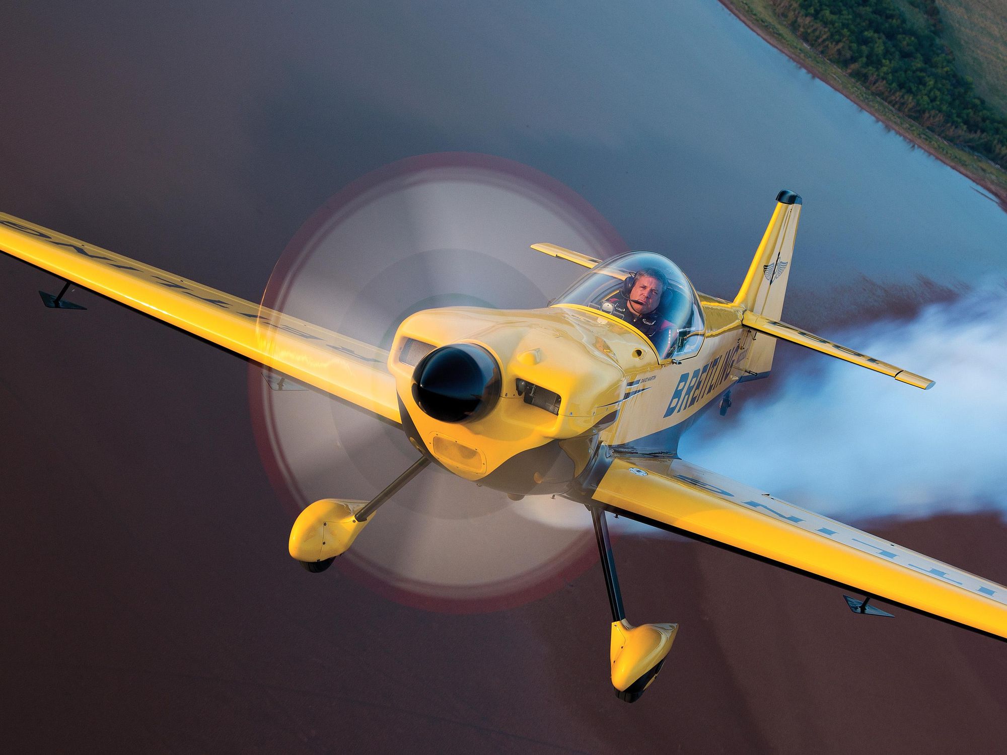 This Record-Setting Pilot Flew 1,826 Days in a Row