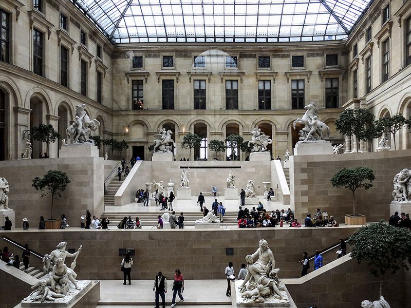 Entrance to the Louvre | Smithsonian Photo Contest | Smithsonian Magazine